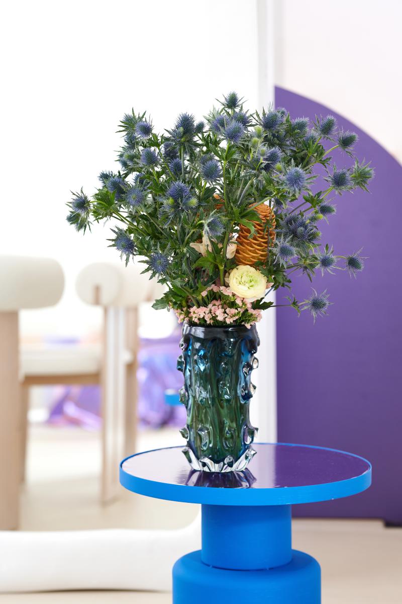 Cosmic Future Trend 2025: The Essential Florist Guide!